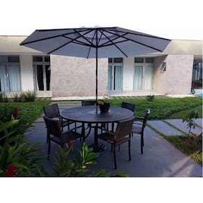 Mesa externa com guarda sol | Extra